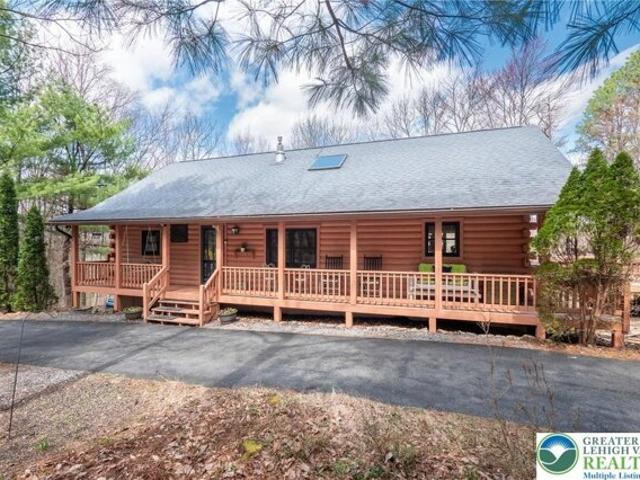 Gallaher Dr, Towamensing Township, Home For Sale