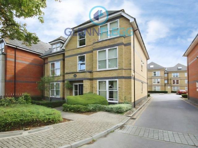 GALLERY CT, EGHAM, SURREY 2 bed apartment to rent £1,600 pcm £369 pw
