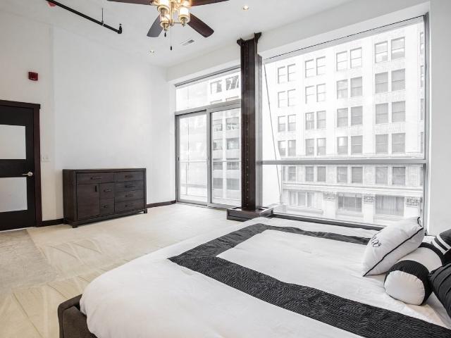 Gallery Villas 2 Bedroom Apartment for Rent at 511 Olive St, St. Louis, MO 63101 Downtown St. Louis