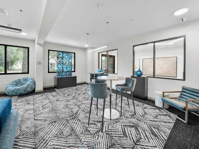 Gallery 3100 1 Bedroom Apartment for Rent at 3100 Central Ave, St. Petersburg, FL 33712 Central Plaza