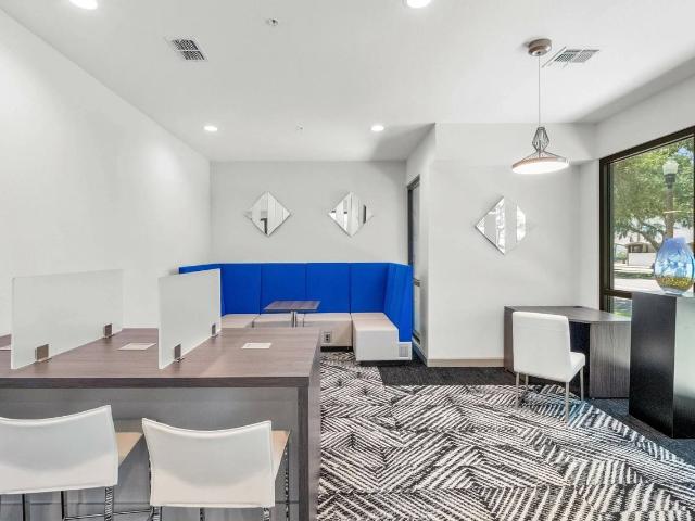 Gallery 3100 1 Bedroom Apartment for Rent at 3100 Central Ave, St. Petersburg, FL 33712 Central Plaza