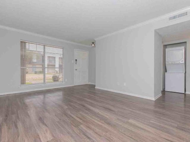 Galleria Flats Apartments 1 Bedroom Apartment for Rent at 3001 Hillcroft St, Houston, TX 77057 Woodlake Briar Meadow