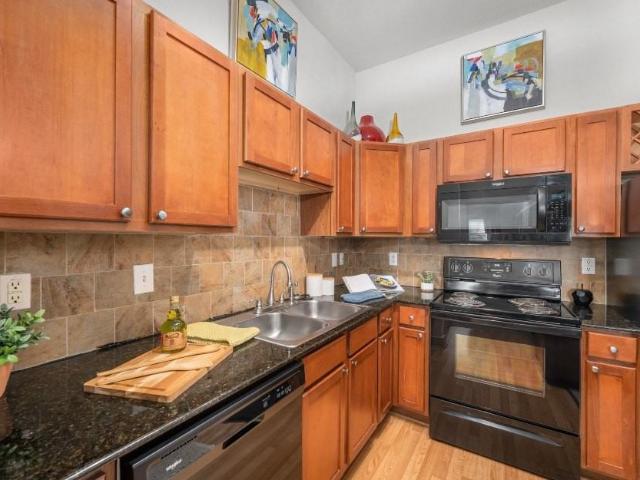 Galleria Parc Apartments 1 Bedroom Apartment for Rent at 3363 Mccue Rd, Houston, TX 77056 Great Uptown