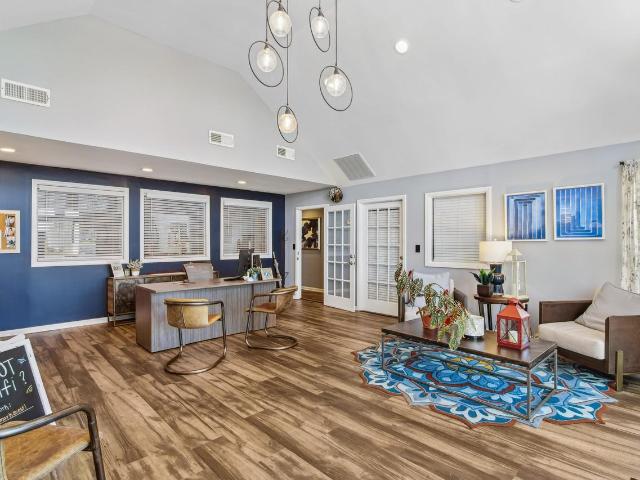 Galleria Park Apartments 2 Bedroom Apartment for Rent at 100 Robins West Pkwy, Warner Robins, GA 31088