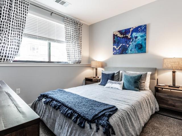 Gallerie Apartments Studio Apartment for Rent at 2705 Mcgee Trfy, Kansas City, MO 64108 Union Hill