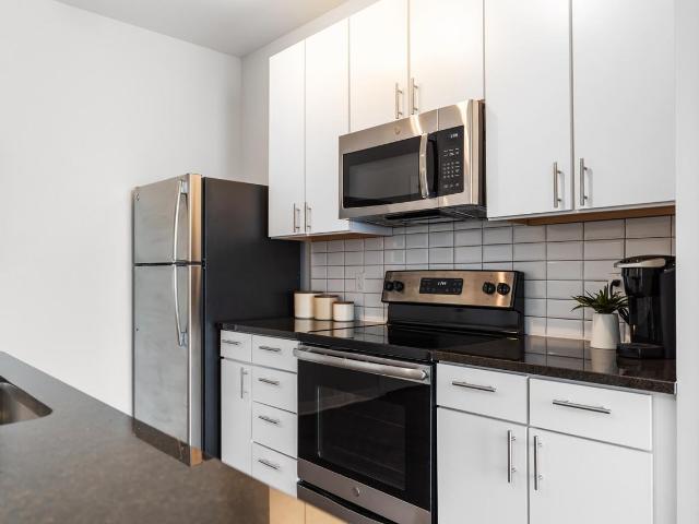 Gallerie Apartments 2 Bedroom Apartment for Rent at 2705 Mcgee Trfy, Kansas City, MO 64108 Union Hill