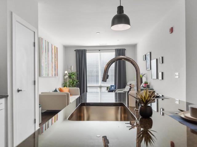 Gallerie Apartments 2 Bedroom Apartment for Rent at 2705 Mcgee Trfy, Kansas City, MO 64108 Union Hill