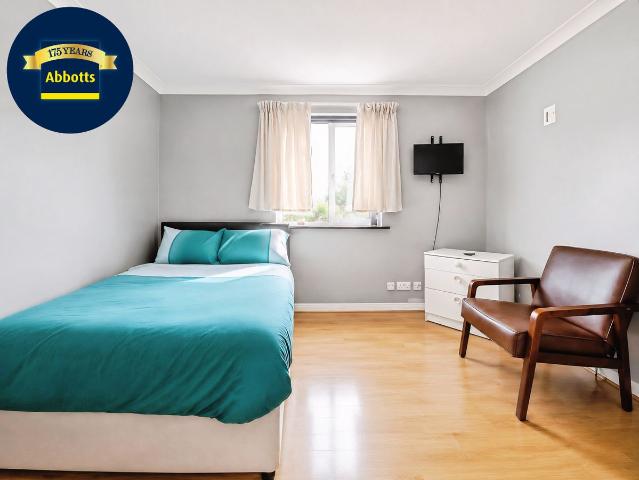Galleywood Road, Chelmsford CM2, Room to rent, £750 pcm | PrimeLocation