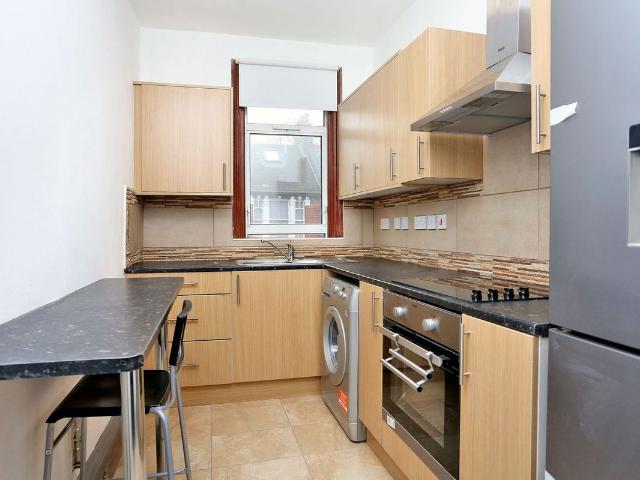 Galloway Road, Shepherd's Bush, London W12, 3 bed flat to rent, £2,850 pcm | PrimeLocation
