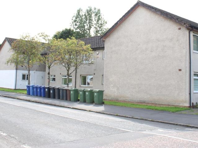 Gallowhill Road, Paisley PA3, 2 bed flat to rent, £720 pcm | PrimeLocation