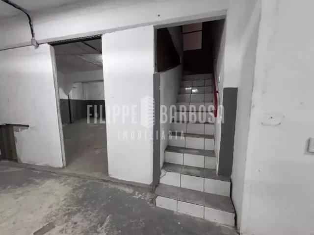 Galpão 1000m² bonsucesso vão livre e entrada para carreta