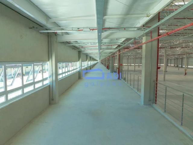 Galpão 1488 m² pé direito 12 m Regis Bittencourt Embu das Artes