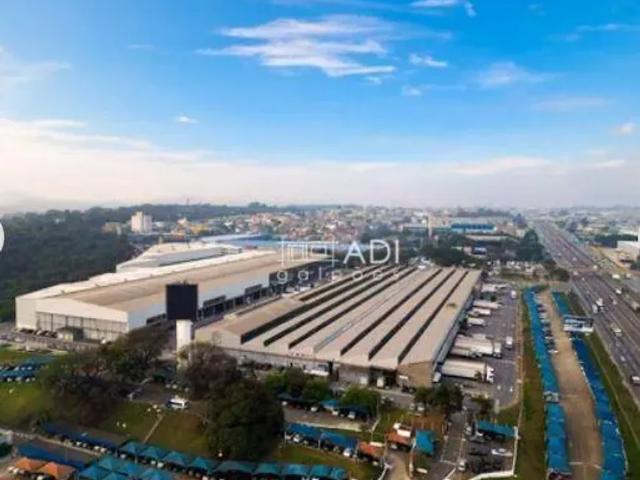 Galpão Logístico para Locação 1.517 m² Cumbica Guarulhos SP