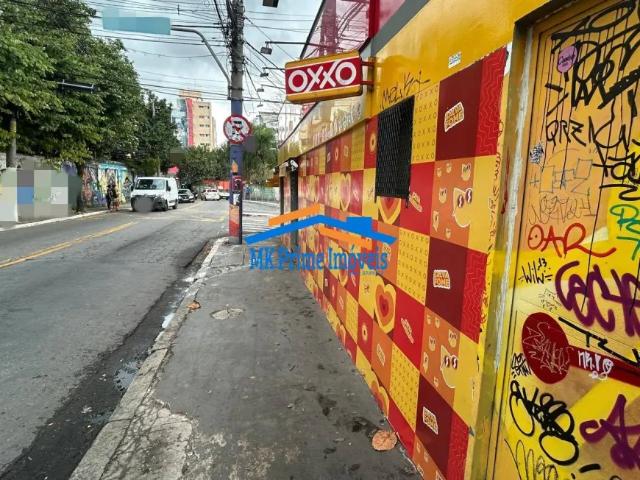 Galpão 180m² na Vila Madalena – Já Alugado para OXXO, Ótimo Investimento