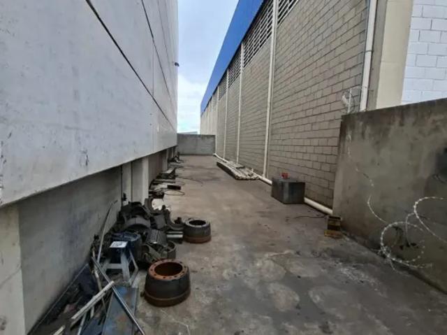 Galpão 2045 m² com pátio 1.800 m² p/ locação sorocaba sp