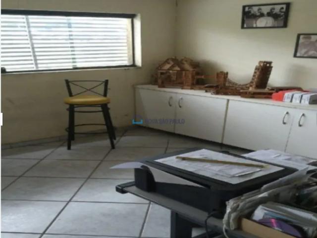 Galpão 700m² 8 Salas 3 vagas Jardim Santa Cruz