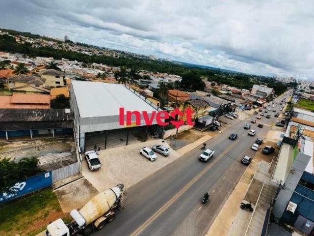 Galpão com 1.100m², Localização Privilegiada, Pé direito Alto na Rua 03 em Vicente Pires