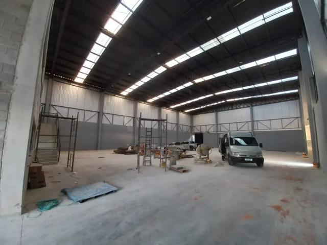 Galpão Comercial/ Industrial para Locação