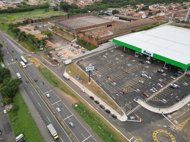 Galpão comercial para alugar no bairro Vila Industrial Piracicaba/SP