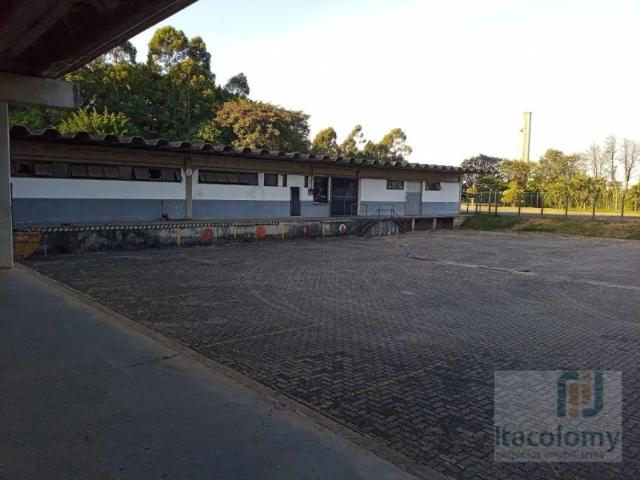 Galpão Comercial para locação no Tamboré