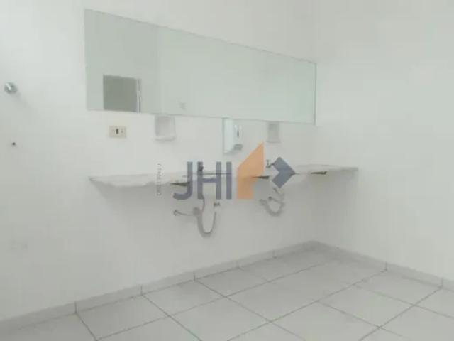 Galpão Comercial para locação com 243m² Barra funda