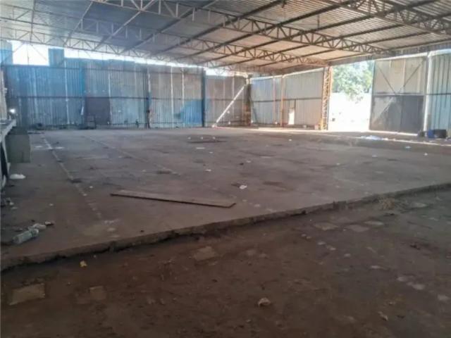 Galpão Comercial para Locação em Sorocaba SP, Bairro Iporanga: 2 Salas, 4 Banheiros, 800m² de Área