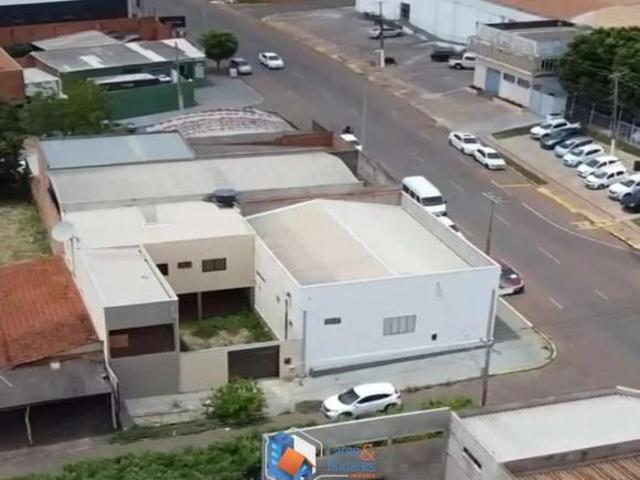 Galpão comercial para venda em Centro, 400m²