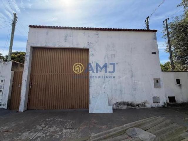 GALPÃO À VENDA EM APARECIDA DE GOIÂNIA EXCELENTE LOCALIZAÇÃO COMERCIAL