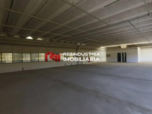 Galpão de 1.706 m² para Locação em Barueri SP