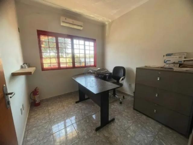 Galpão de 290m² para locação Parque Residencial Cândido Portinari