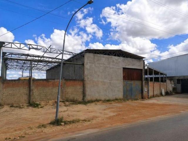 Galpão de 400m², Incra 8 Brazlândia