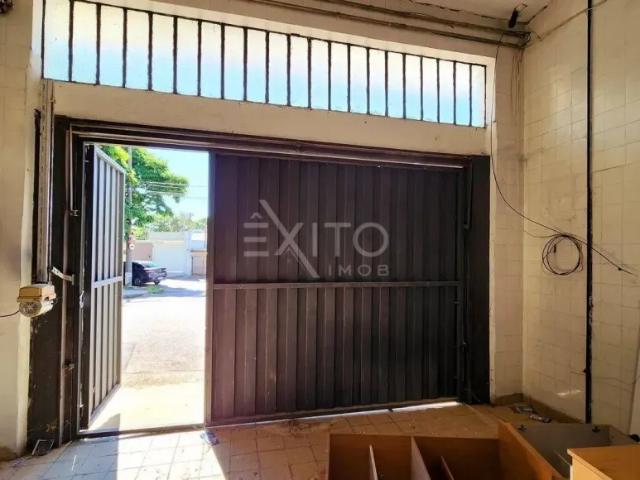 Galpão/ Depósito/ Armazém com aproximadamente 550 m²