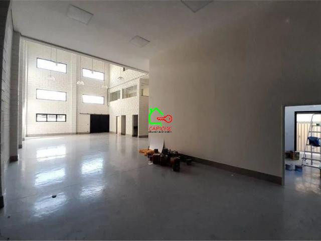 Galpão / Depósito / Armazém para venda e aluguel em Vista Alegre em Vinhedo São Paulo de 326.00m² com 3 Garagens