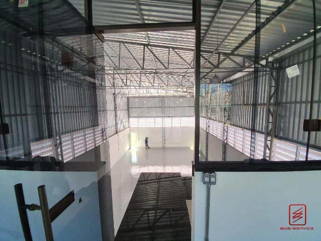 Galpão / Depósito / Armazém para venda em Chácara Do Solar I fazendinha em Santana De Parnaíba São Paulo de 426.00m²