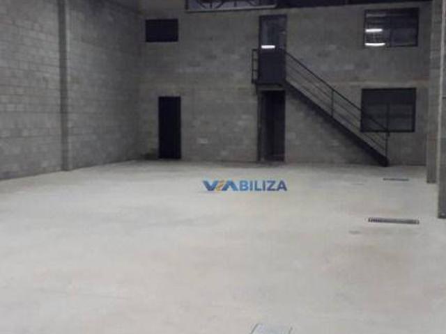 Galpão / Depósito / Armazém para venda em Cidade Aracilia em Guarulhos São Paulo de 290.00m² com 8 Garagens