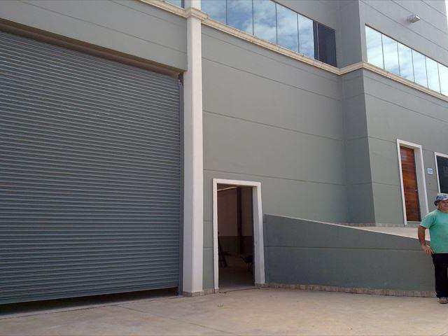 Galpão / Depósito / Armazém para venda em Guaturinho em Cajamar São Paulo de 1131.00m² com 2 Garagens