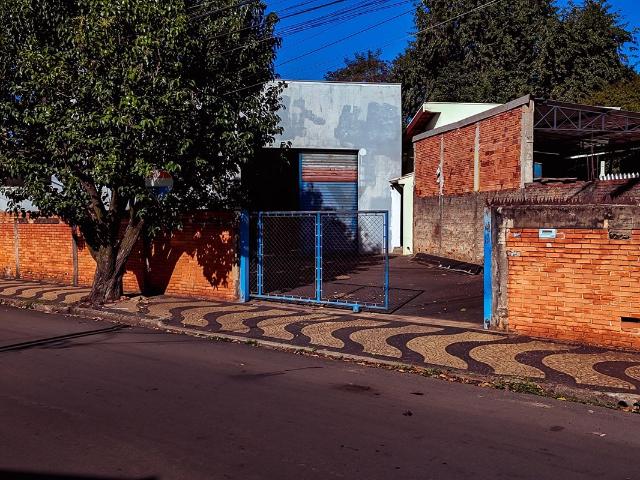 Galpão / Depósito / Armazém para venda em Jardim Amália em Leme São Paulo de 212.00m² com 4 Garagens