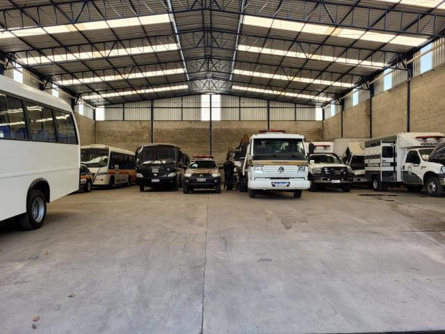 Galpão / Depósito / Armazém para venda em Laranjeiras em Betim Minas Gerais de 800.00m²