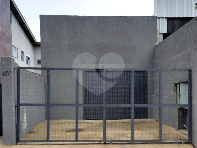 Galpão / Depósito / Armazém para venda em Parque Das Nações em Santo André São Paulo de 500.00m² com 2 Garagens