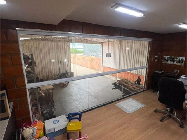 Galpão / Depósito / Armazém para venda em Parque Residencial Jundiaí Ii em Jundiaí São Paulo de 202.00m² com 6 Garagens
