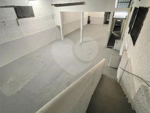 Galpão / Depósito / Armazém para venda em Vila Baby em São Paulo São Paulo de 500.00m² com 5 Garagens
