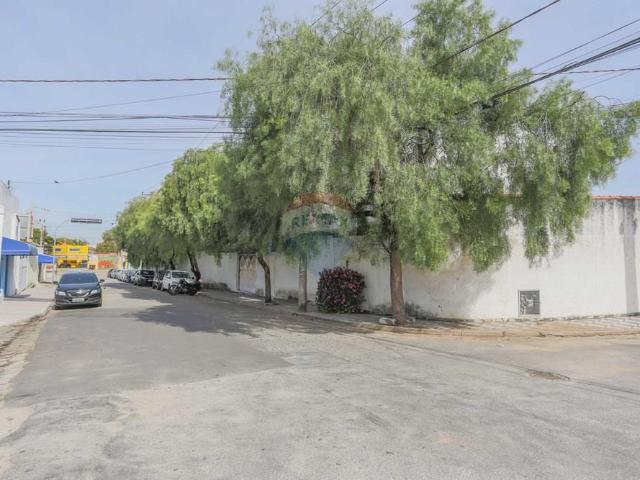 Galpão / Depósito / Armazém para venda em Vila Josefina em Sorocaba São Paulo de 300.00m²