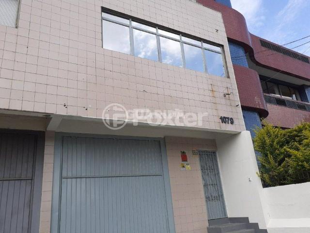 Galpão / Depósito / Armazém / Pavilhão em Porto Alegre