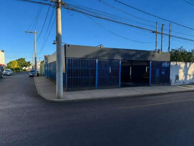 Galpão / Depósito para Venda em Uberaba/MG Parque das Américas