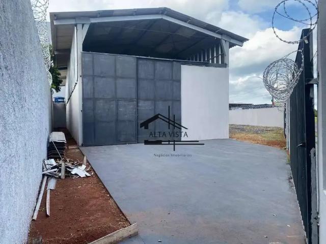 Galpão / Depósito para Venda em Uberlândia/MG Laranjeiras