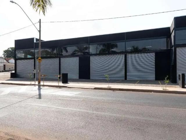 Galpão / Depósito para Venda em Uberlândia/MG Luizote de Freitas