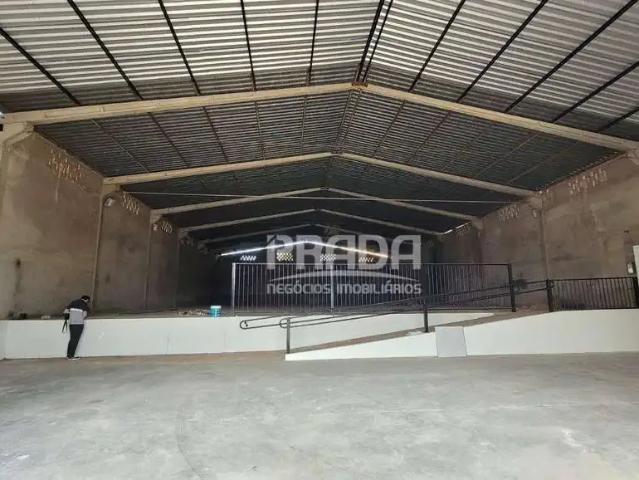 Galpão / Depósito para Venda em Uberlândia/MG Minas Gerais