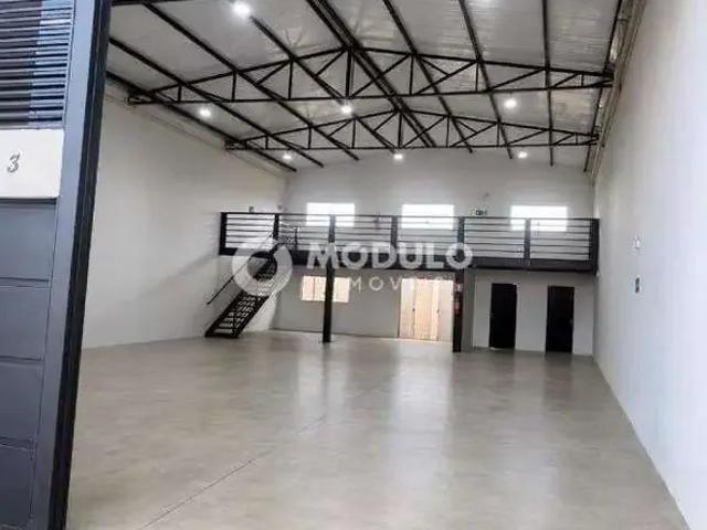Galpão / Depósito para Venda em Uberlândia/MG Novo Mundo