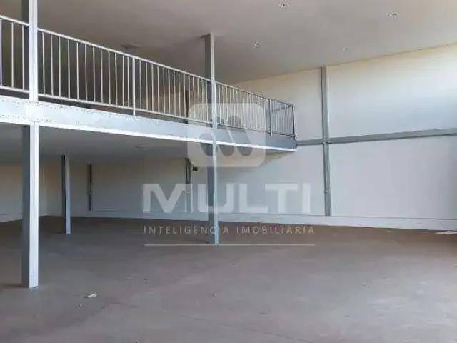 Galpão / Depósito para Venda em Uberlândia/MG Santa Mônica 1 Quartos