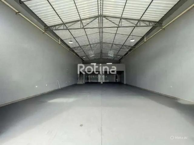 Galpão / Depósito para Venda em Uberlândia/MG Pacaembu